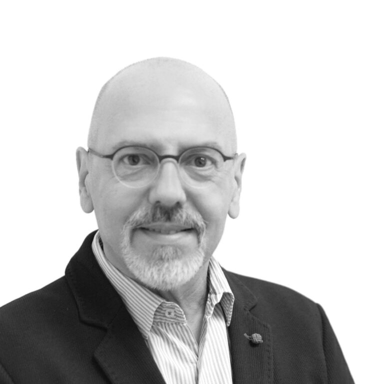 Team Members – Omrania